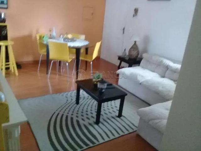 Apartamento para Venda em Jacareí/SP Parque Santo Antônio 2 Quartos