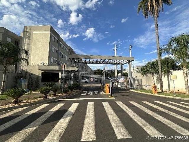 Apartamento para venda em Jardim Aeroporto de 43.00m² com 2 Quartos e 1 Garagem