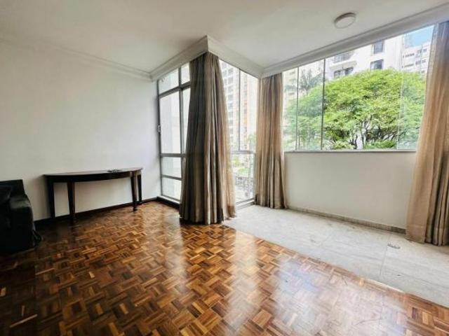Apartamento para venda em Jardim América com 3 quartos, sendo 1 suíte, 225m²