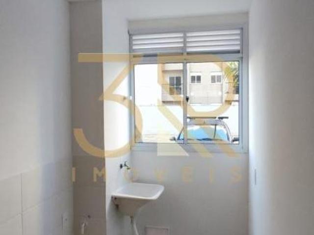 Apartamento para venda em Jardim Antártica de 49.00m² com 2 Quartos e 1 Garagem