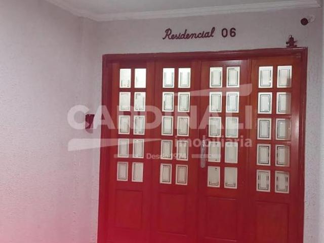 Apartamento para venda em Jardim Botânico de 55.00m² com 2 Quartos e 1 Garagem