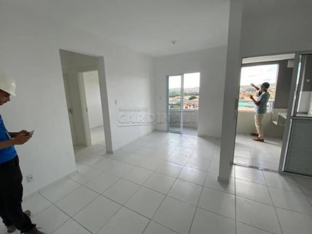 Apartamento para venda em Jardim Botânico de 58.00m² com 2 Quartos, 1 Suite e 1 Garagem