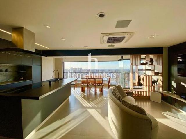 Apartamento para venda em Jardim Brasil de 217.00m² com 2 Quartos, 2 Suites e 3 Garagens