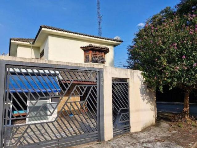 Apartamento para venda em Jardim Cica de 240.00m² com 5 Quartos e 2 Garagens