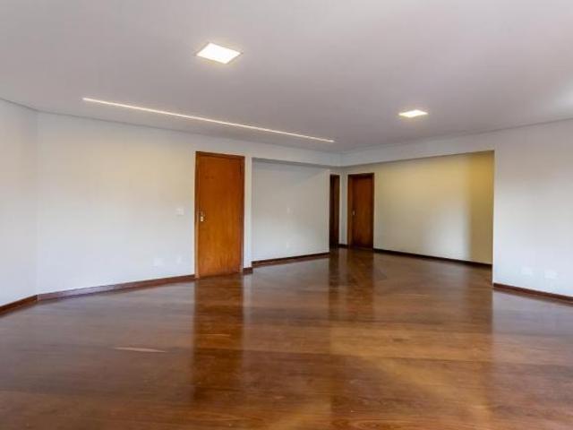 Apartamento para venda em Jardim com 3 quartos, sendo 3 suítes, 136m²