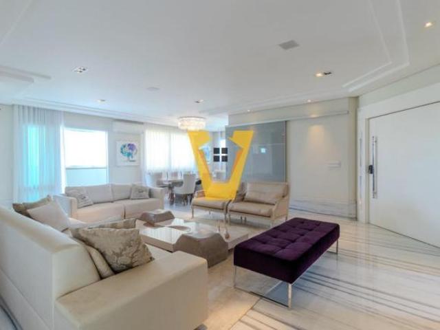 Apartamento para venda em Jardim com 4 quartos, sendo 4 suítes, 408m²
