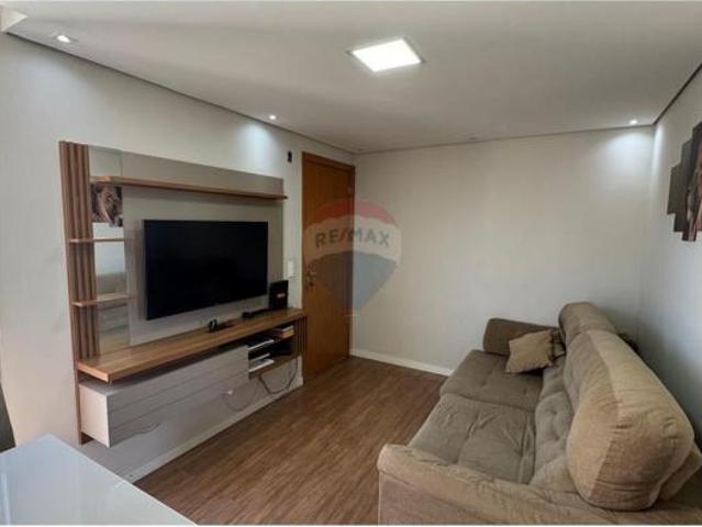 Apartamento para venda em Jardim Das Laranjeiras de 40.00m² com 2 Quartos e 1 Garagem