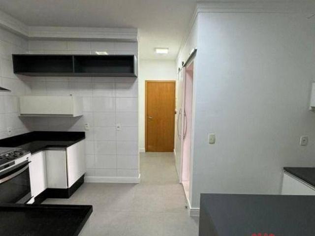 Apartamento para venda em Jardim Das Samambaias de 111.00m² com 3 Quartos, 1 Suite e 2 Garagens