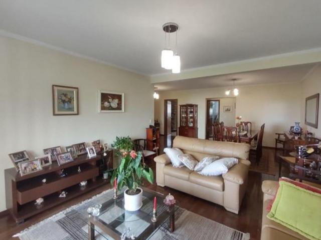 Apartamento para venda em Jardim Elite de 190.00m² com 3 Quartos, 1 Suite e 2 Garagens
