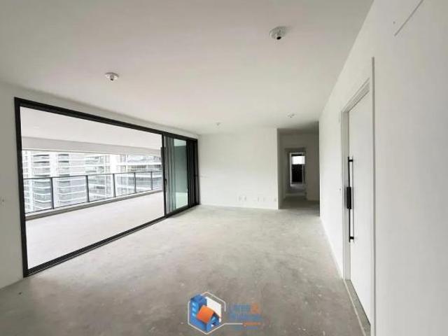 Apartamento para venda em Jardim Fonte do Morumbi com 4 quartos, sendo 4 suítes, 240m²