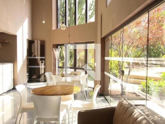 Apartamento para venda em Jardim Fonte Do Morumbi de 200.00m² com 4 Quartos, 2 Suites e 4 Garagens