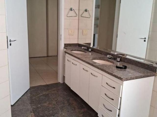 Apartamento para venda em Jardim Fonte Do Morumbi de 239.00m² com 4 Quartos, 4 Suites e 3 Garagens