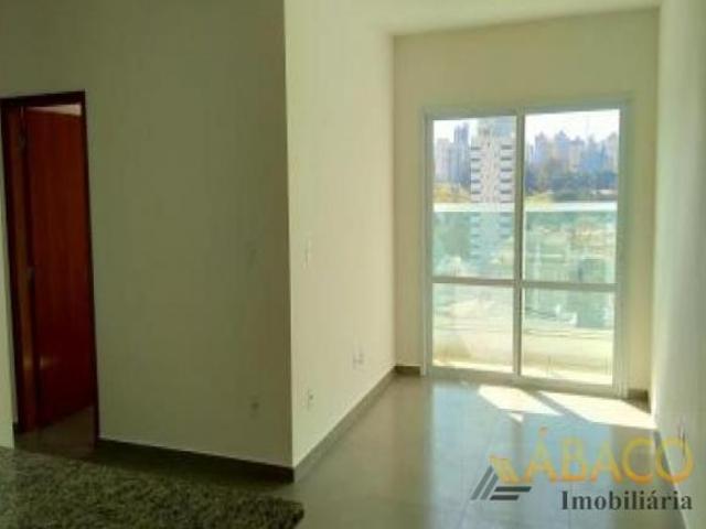 Apartamento para venda em Jardim Gibertoni de 77.00m² com 3 Quartos, 1 Suite e 2 Garagens