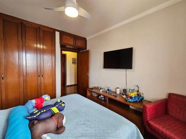 Apartamento para venda em Jardim Girassol de 130.00m² com 3 Quartos, 1 Suite e 2 Garagens