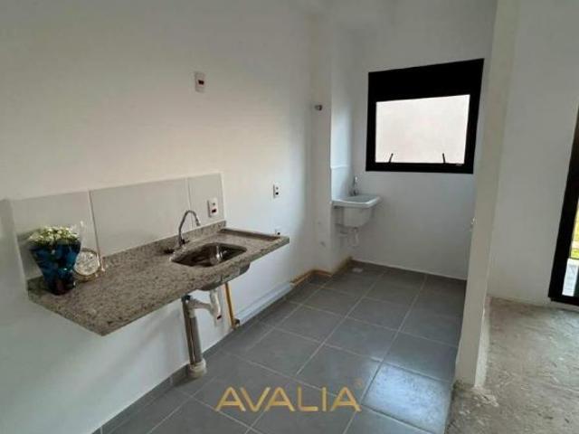 Apartamento para venda em Jardim Hubert de 45.89m² com 2 Quartos e 1 Garagem