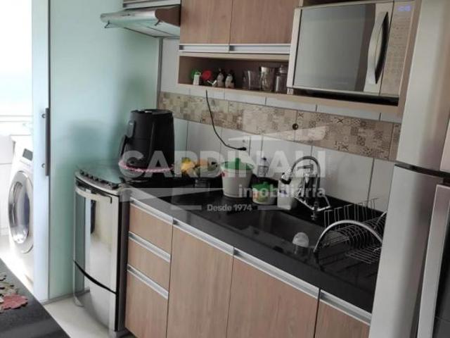 Apartamento para venda em Jardim Jockey Clube de 48.00m² com 2 Quartos e 1 Garagem