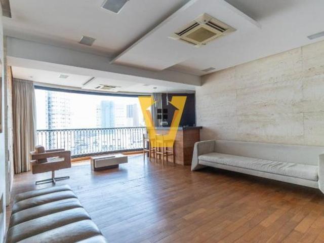 Apartamento para venda em Jardim Paulista com 4 quartos, sendo 3 suítes, 245m²