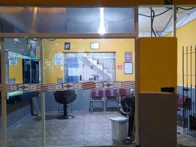 Apartamento para venda em Jardim Pinhal de 240.00m² com 10 Quartos, 3 Suites e 2 Garagens