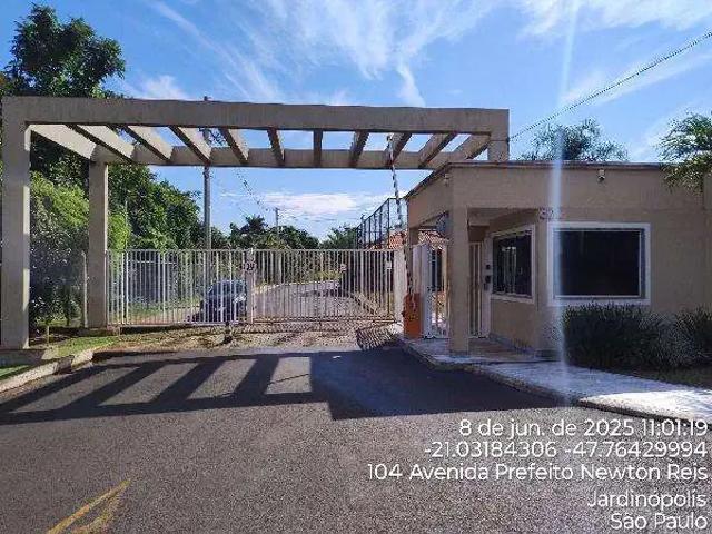 Apartamento para Venda em Jardinópolis/SP Centro 2 Quartos