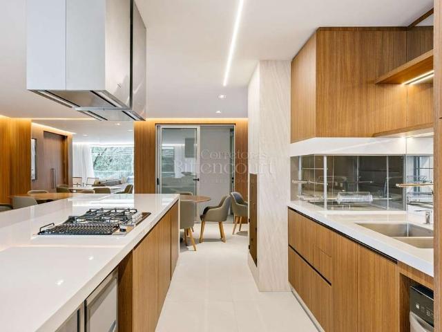 Apartamento para Venda em Joinville/SC Anita Garibaldi 5 Quartos