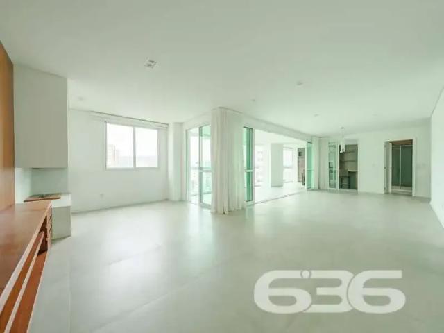 Apartamento para Venda em Joinville/SC Centro 4 Quartos