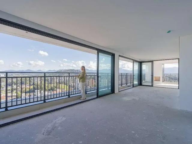 Apartamento para Venda em Joinville/SC Centro 4 Quartos