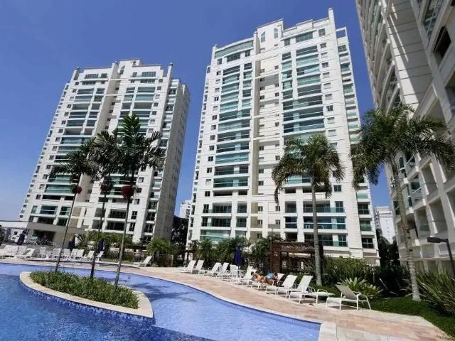 Apartamento para Venda em Joinville/SC Centro 4 Quartos