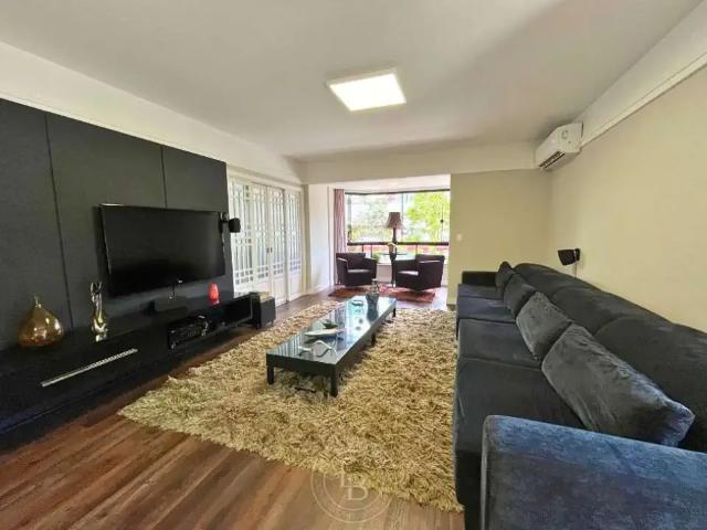 Apartamento para Venda em Joinville/SC Centro 3 Quartos