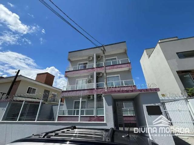 Apartamento para Venda em Joinville/SC Iririú 3 Quartos