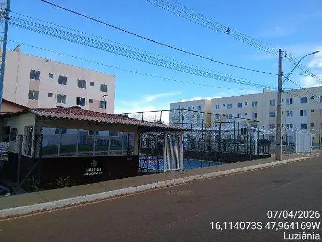 Apartamento para Venda em Luziânia/GO Centro 2 Quartos