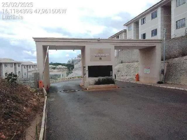 Apartamento para Venda em Luziânia/GO Fazenda Saia Velha 2 Quartos