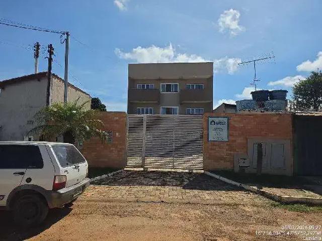 Apartamento para Venda em Luziânia/GO Jardim Jóckei Clube 2 Quartos