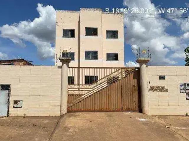 Apartamento para Venda em Luziânia/GO Parque Industrial Mingone 2 Quartos