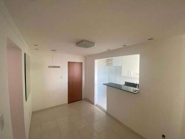 Apartamento para Venda em Lauro de Freitas/BA Caji 2 Quartos