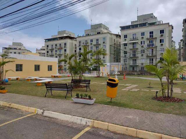 Apartamento para Venda em Lauro de Freitas/BA Caji 3 Quartos