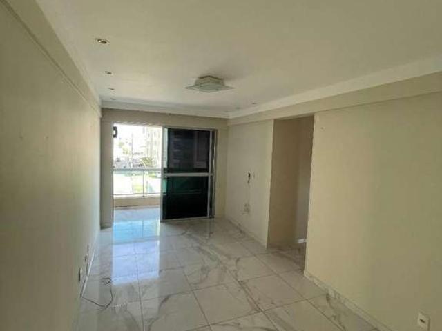Apartamento para Venda em Lauro de Freitas/BA Centro 3 Quartos