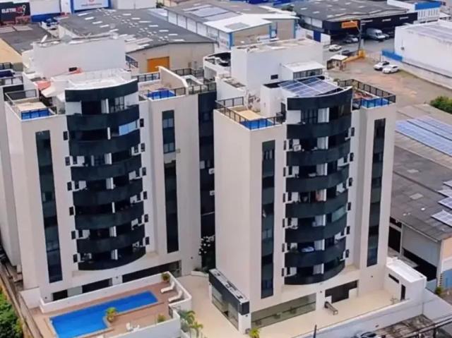 Apartamento para Venda em Lauro de Freitas/BA Pitangueiras 2 Quartos