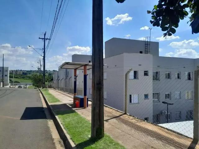Apartamento para Venda em Londrina/PR Conjunto Vivi Xavier 2 Quartos