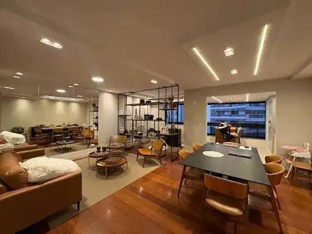 Apartamento para Venda em Londrina/PR Centro 3 Quartos