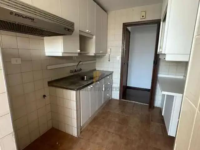 Apartamento para Venda em Londrina/PR Centro 3 Quartos