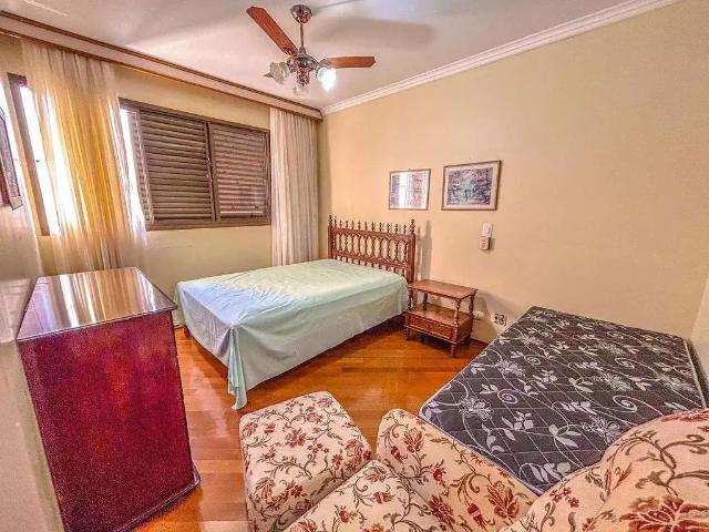 Apartamento para Venda em Londrina/PR Centro 3 Quartos