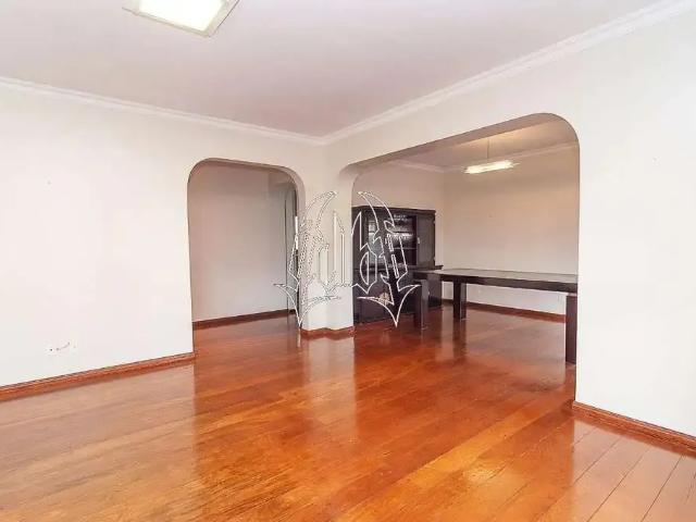 Apartamento para Venda em Londrina/PR Centro 3 Quartos