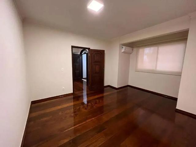 Apartamento para Venda em Londrina/PR Centro 4 Quartos