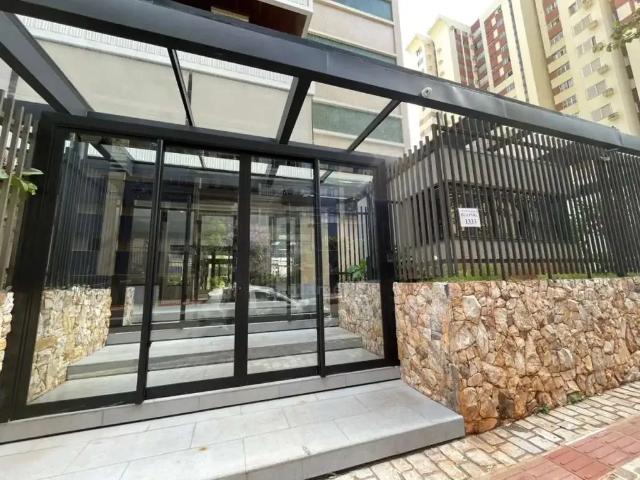 Apartamento para Venda em Londrina/PR Centro 6 Quartos