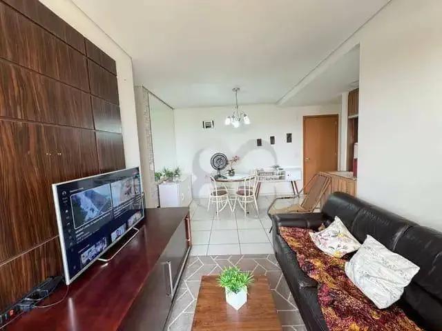 Apartamento para Venda em Londrina/PR Champagnat 3 Quartos