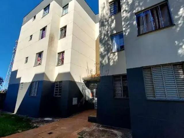Apartamento para Venda em Londrina/PR Cristal 2 Quartos