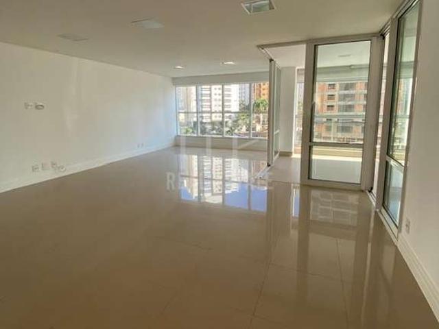 Apartamento para Venda em Londrina/PR Gleba Fazenda Palhano 3 Quartos