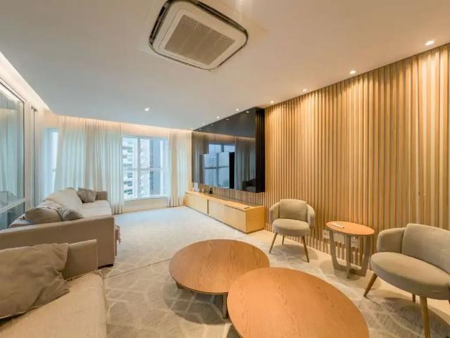 Apartamento para Venda em Londrina/PR Gleba Fazenda Palhano 3 Quartos