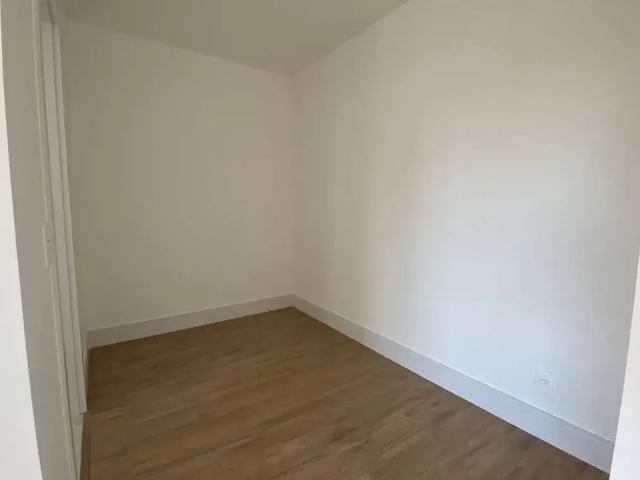 Apartamento para Venda em Londrina/PR Gleba Fazenda Palhano 3 Quartos