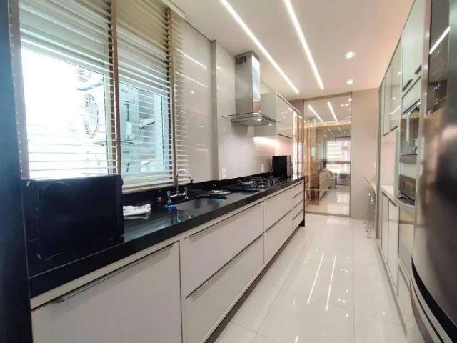 Apartamento para Venda em Londrina/PR Gleba Fazenda Palhano 3 Quartos